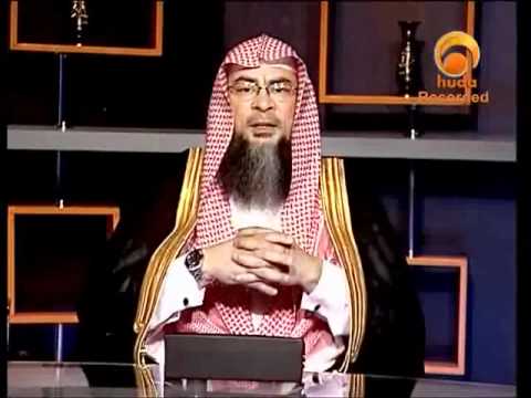 Can one use the mobile phone/device to pray salah behind an imam? For ...